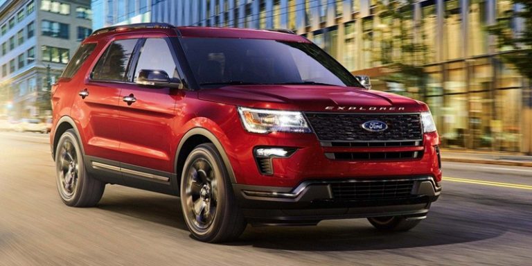 The 2019 Ford Explorer Gives Every Detroit Driver Peace of Mind | Crest ...